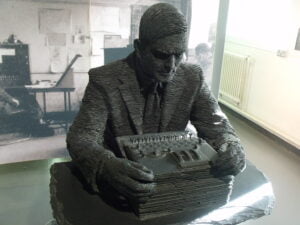 ¿Quién fue Alan Turing? El genio detrás de la informática