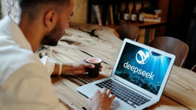 如何在 Windows、macOS 和 Linux 上安装 DeepSeek