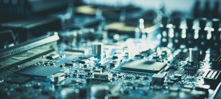 How a motherboard and its components work