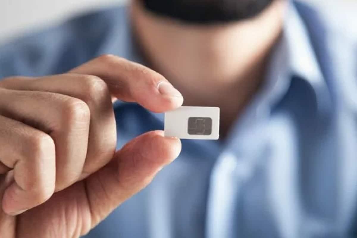 Smartphone SIM Card Types: Size and Format Guide